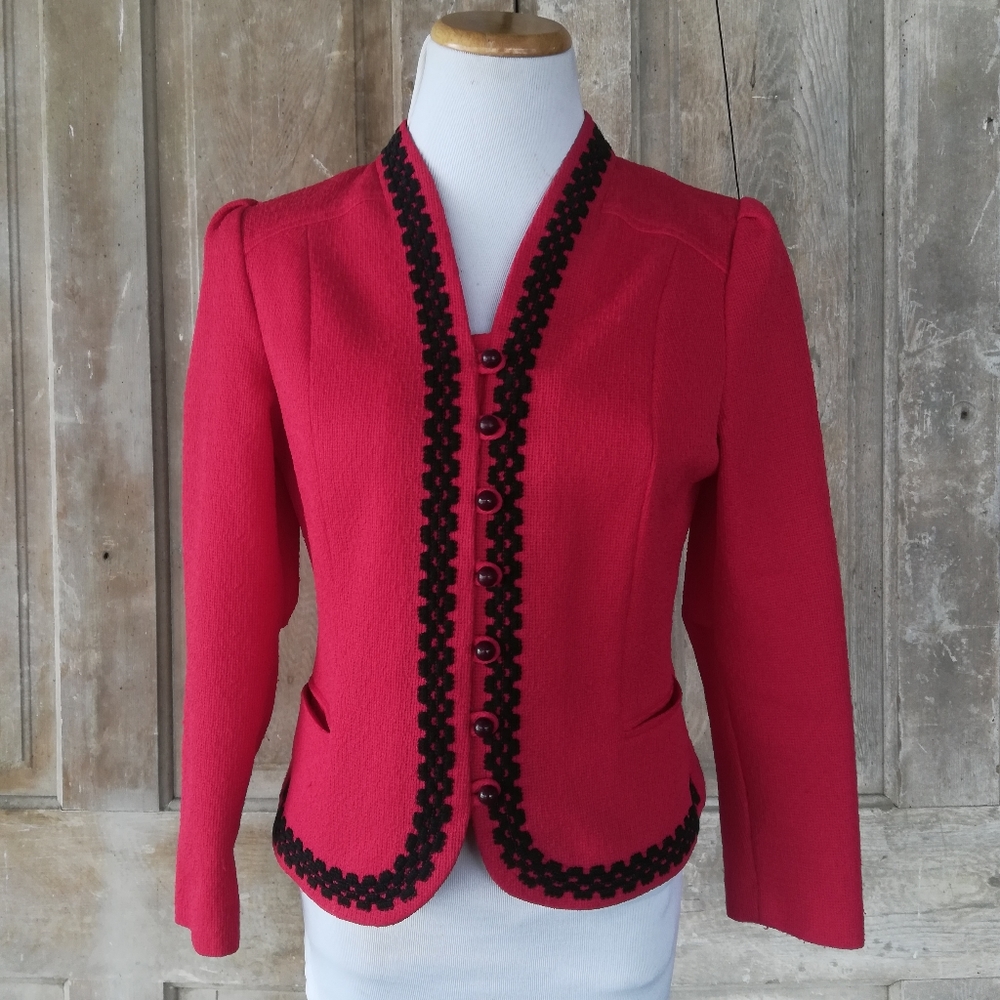 Vintage Red Blazer - Gem